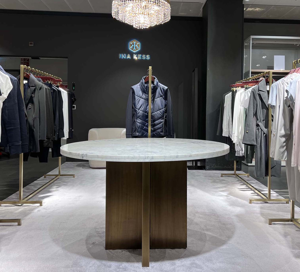 GLOBUS BERN - INA KESS International