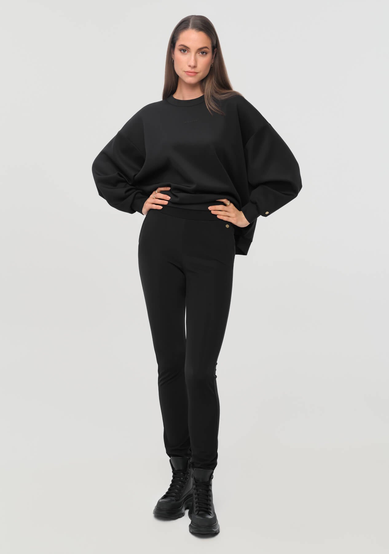 MERLIN Sweater black - INA KESS International